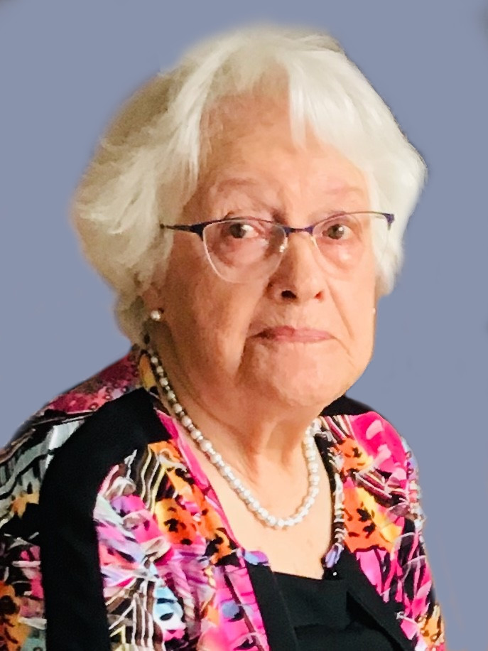 Lisa Fecteau's Instagram, Twitter & Facebook on IDCrawl