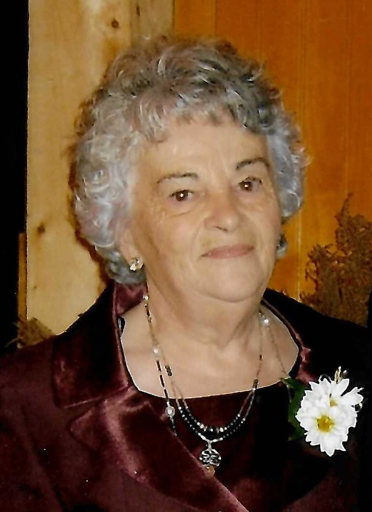 Denise Bisson's Instagram, Twitter & Facebook on IDCrawl